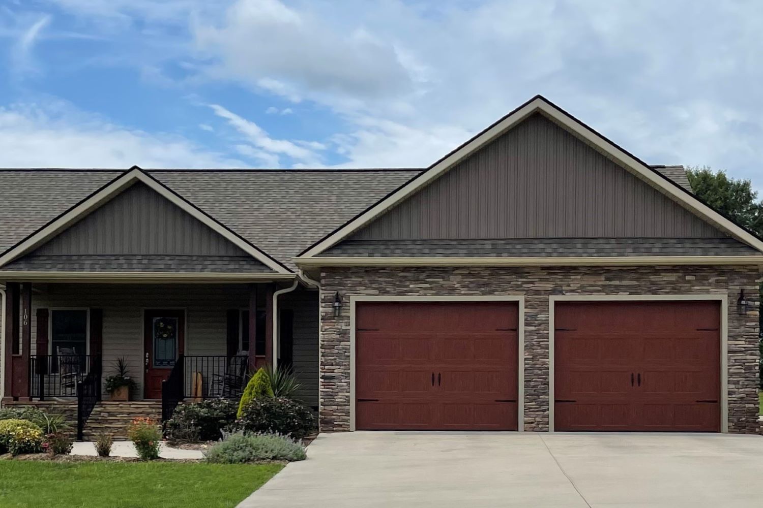 Upgrade Your Garage with Stone Veneer - Mountain View Stone - Carved in ...