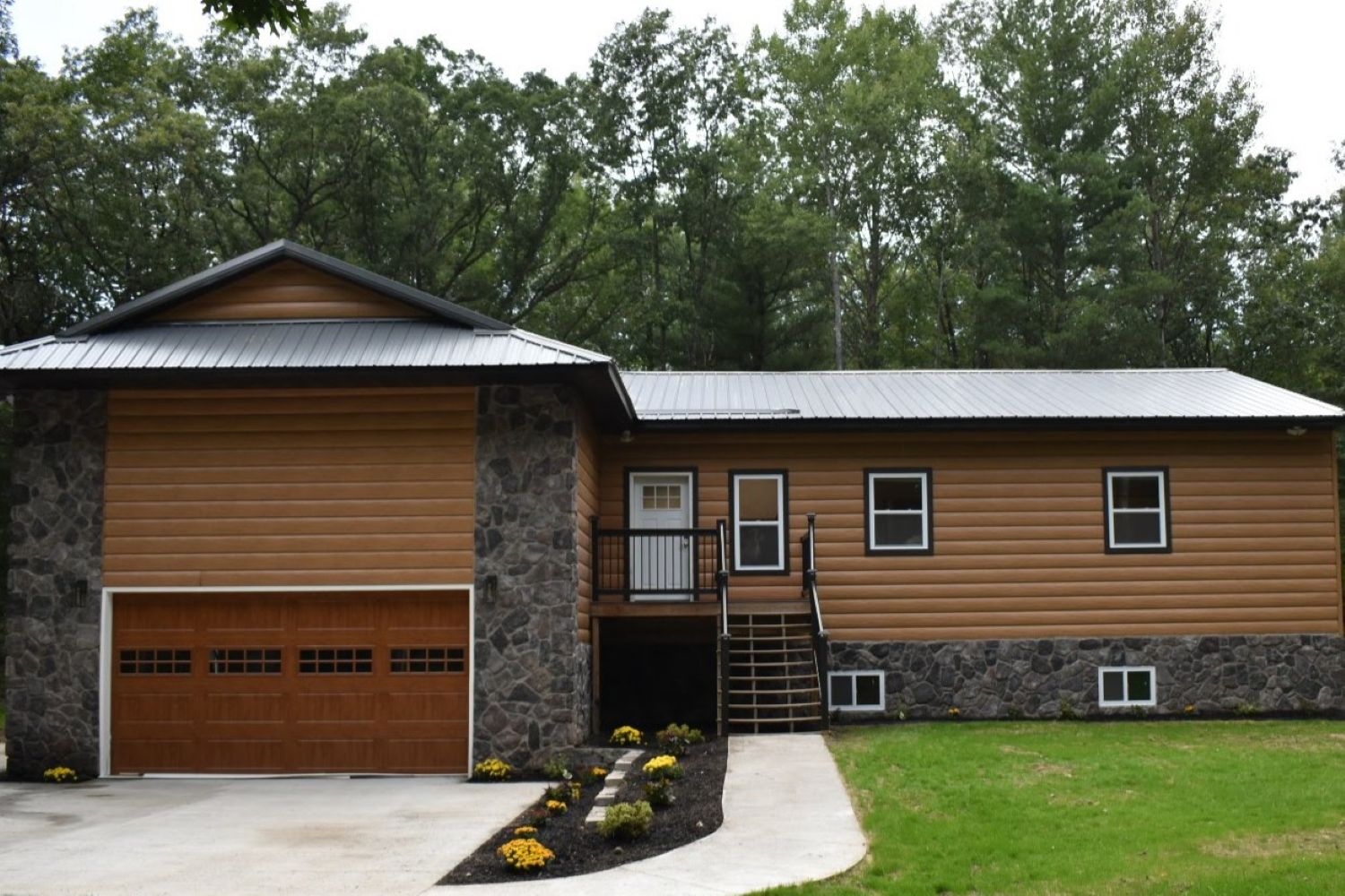 Stone Veneer - Field Stone Midnight - Mountain View Stone