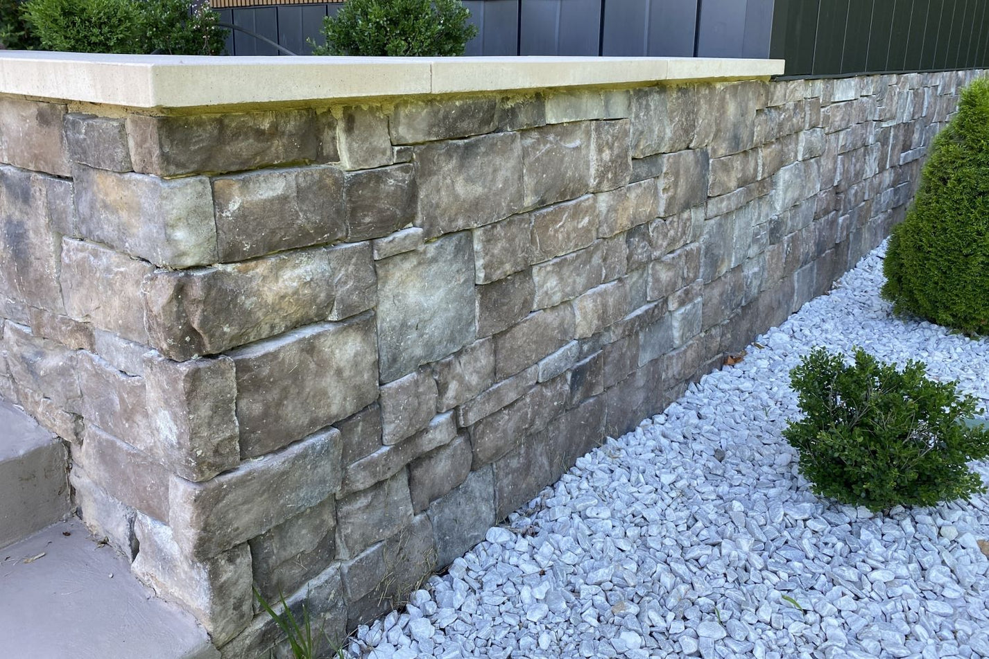 Stone Veneer - Hackett Stone Outback - Mountain View Stone
